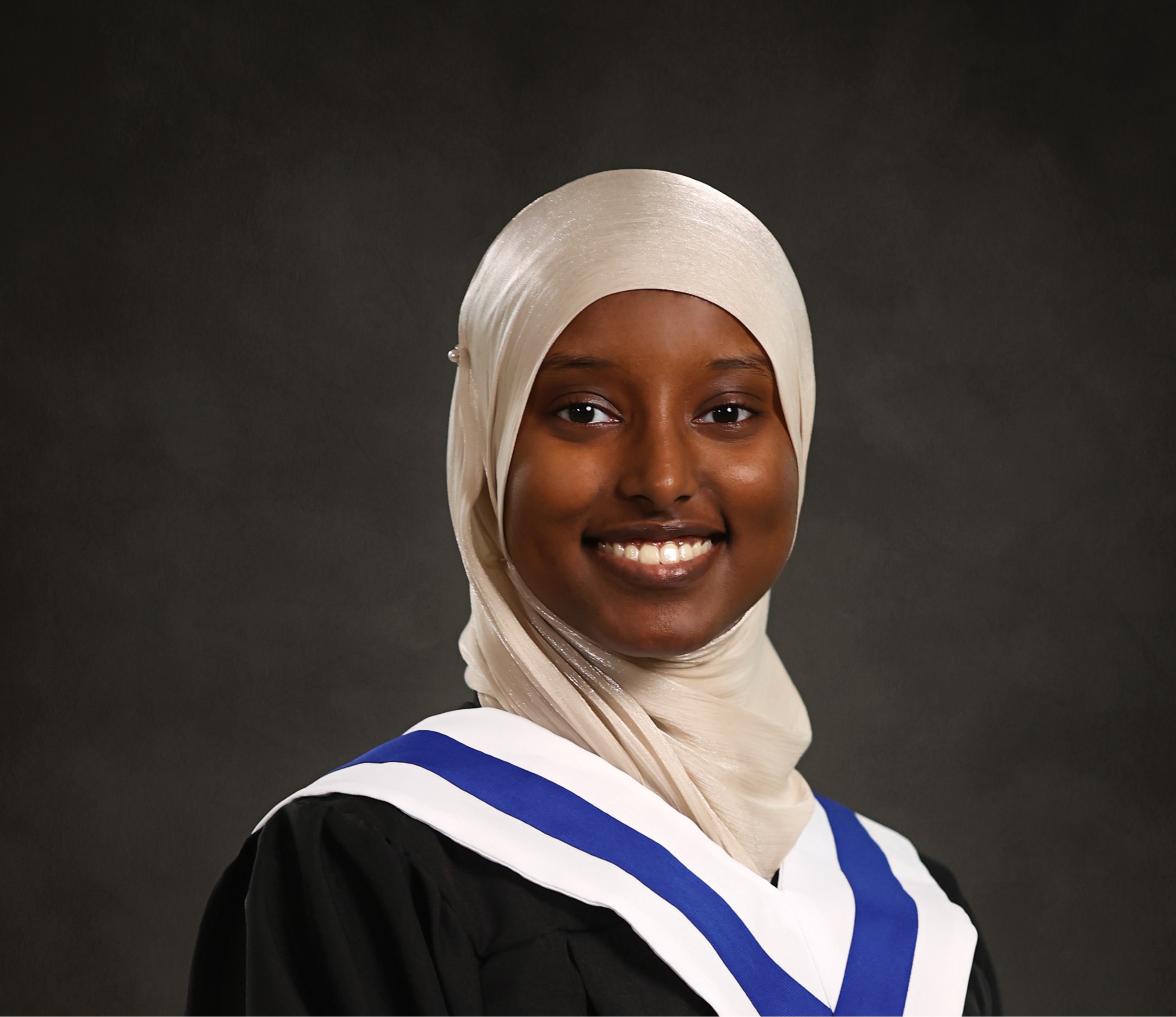 MAX Scholarships